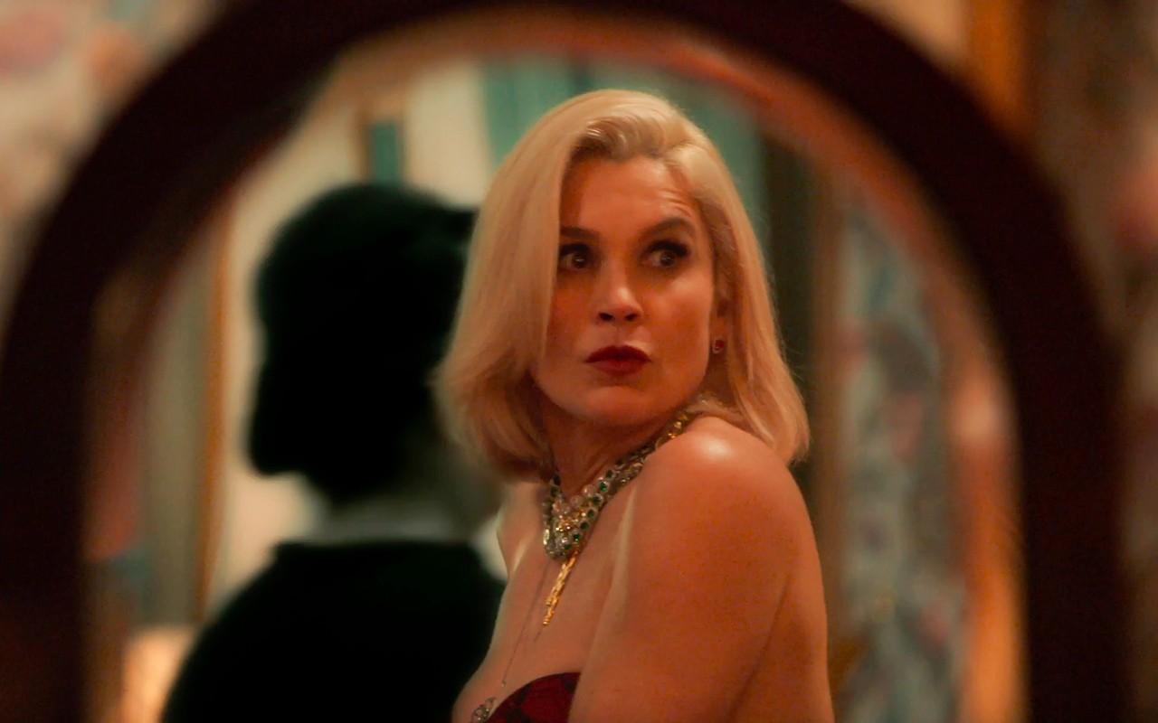 Sandra vê vulto e desmaia em Êta Mundo Melhor!: ‘É você, não é, titia ...