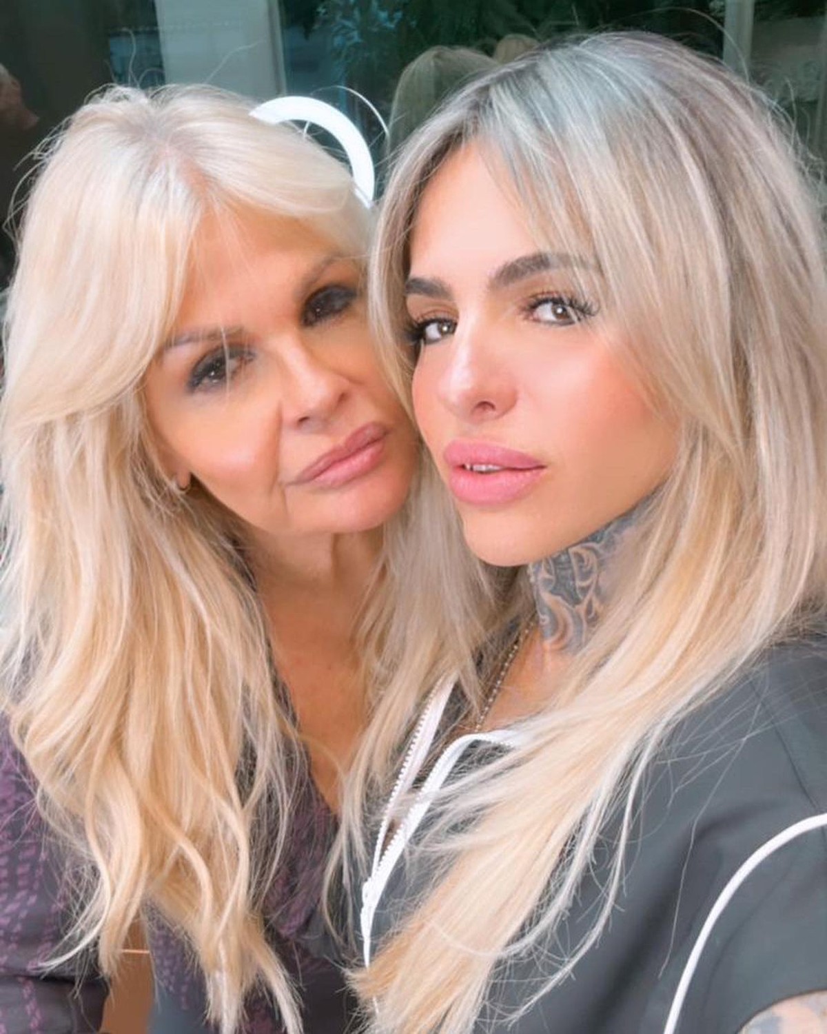 É hoje! Monique Evans e Cacá Werneck se casam em cerimônia de R$ 800 ...