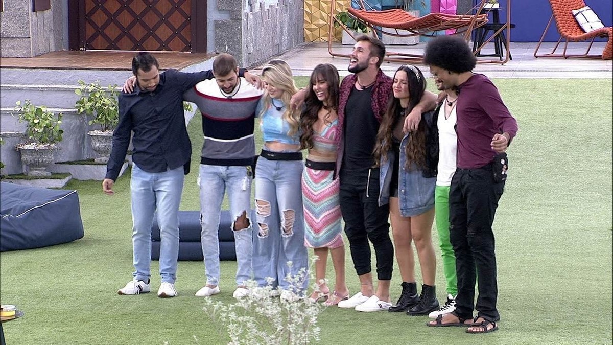 Brothers Cantam E Se Abraçam Antes De Eliminação No Bbb21 Casa Bbb