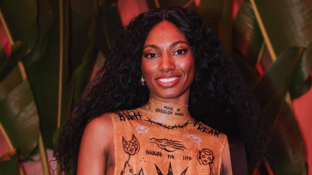 Ex-BBB Tina Calamba diz que nunca se rendeu a procedimentos estéticos ...