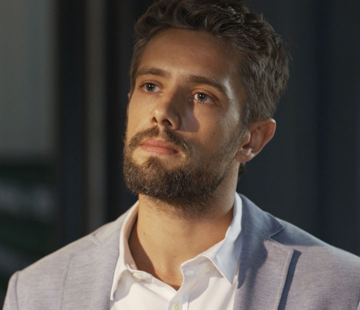 César falsifica assinatura de Alice | Gshow