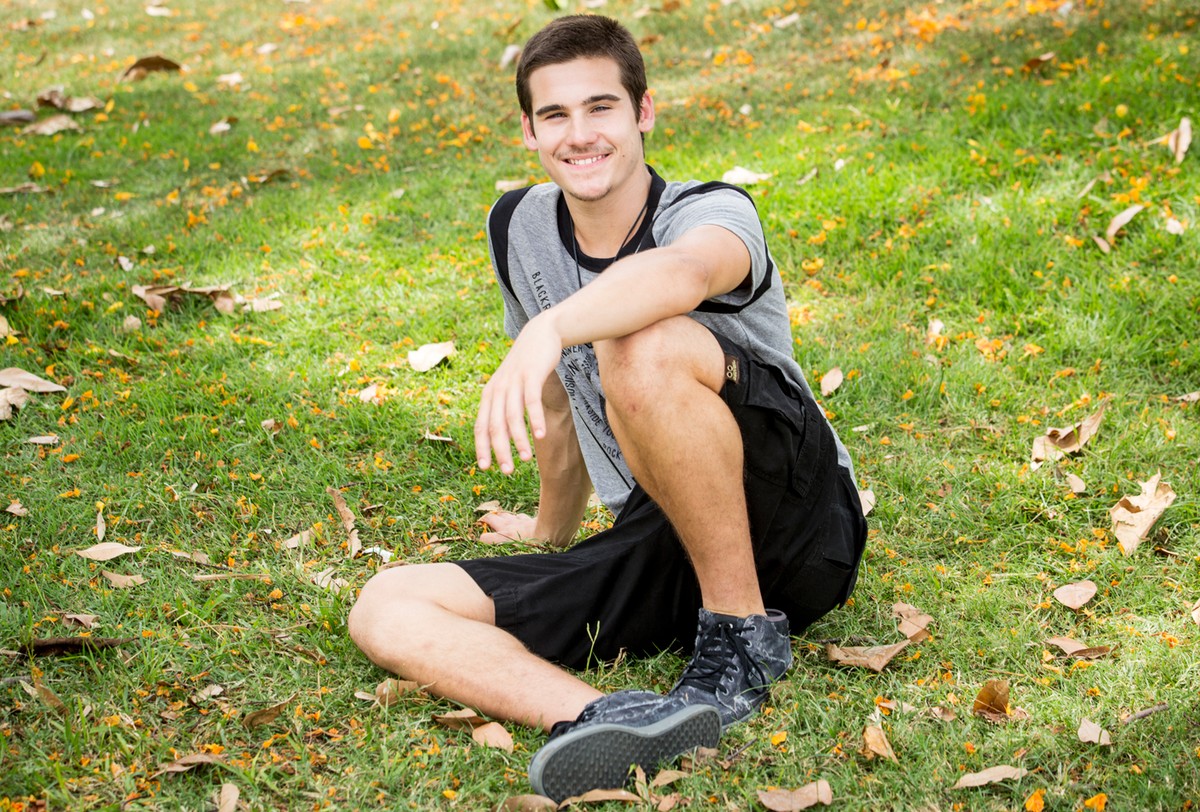 Nicolas Prattes comenta sucesso em 'Rock Story' e confessa: 'Eu tremia ...