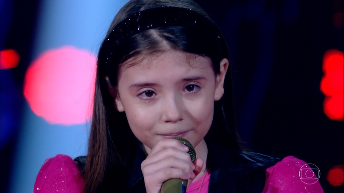 Sofia Farah encanta com versão de 'Let It Be' e é elogiada por discurso após vencer Batalha ...