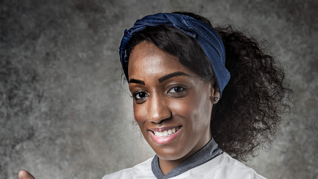 Aline Guedes | Artistas | GSHOW