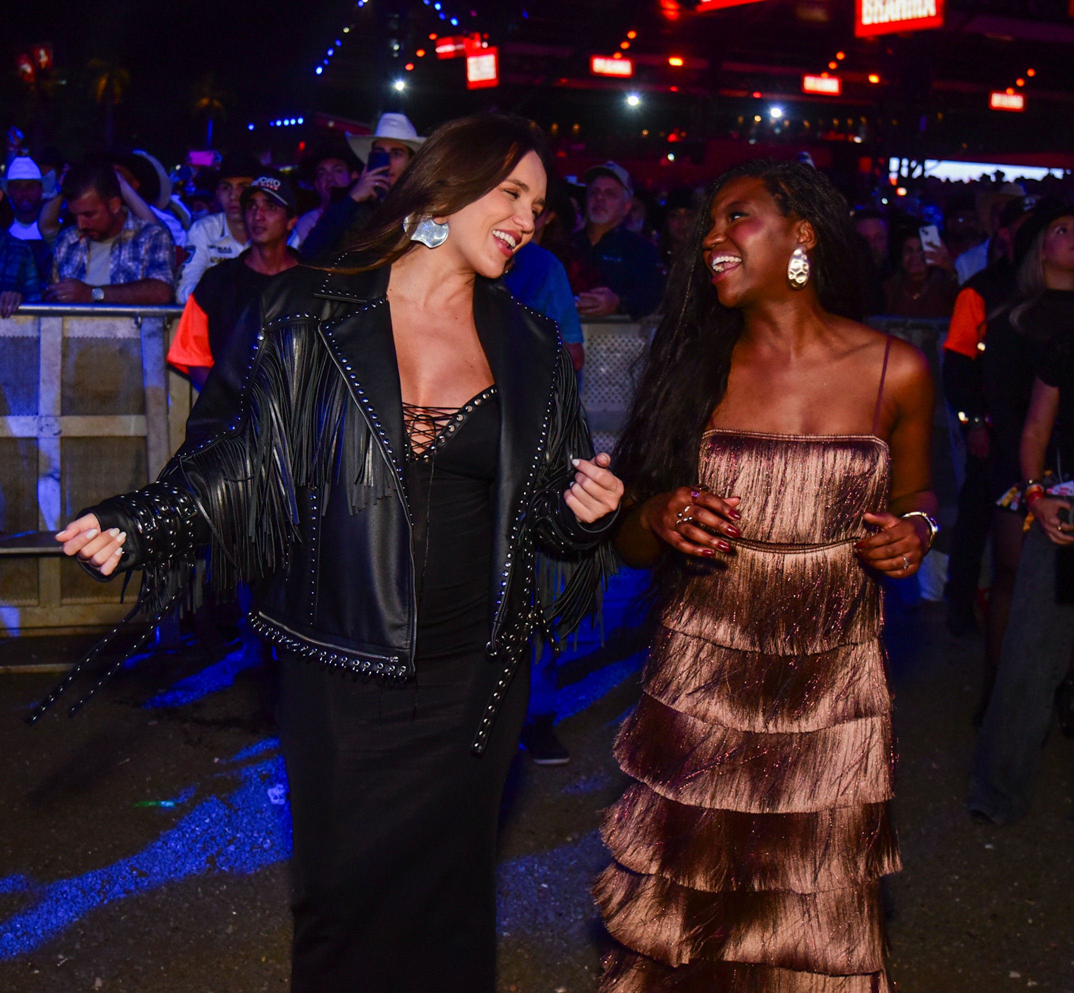 Grávida, Rafa Kalimann curte shows do Jaguariúna Rodeo Festival com ...