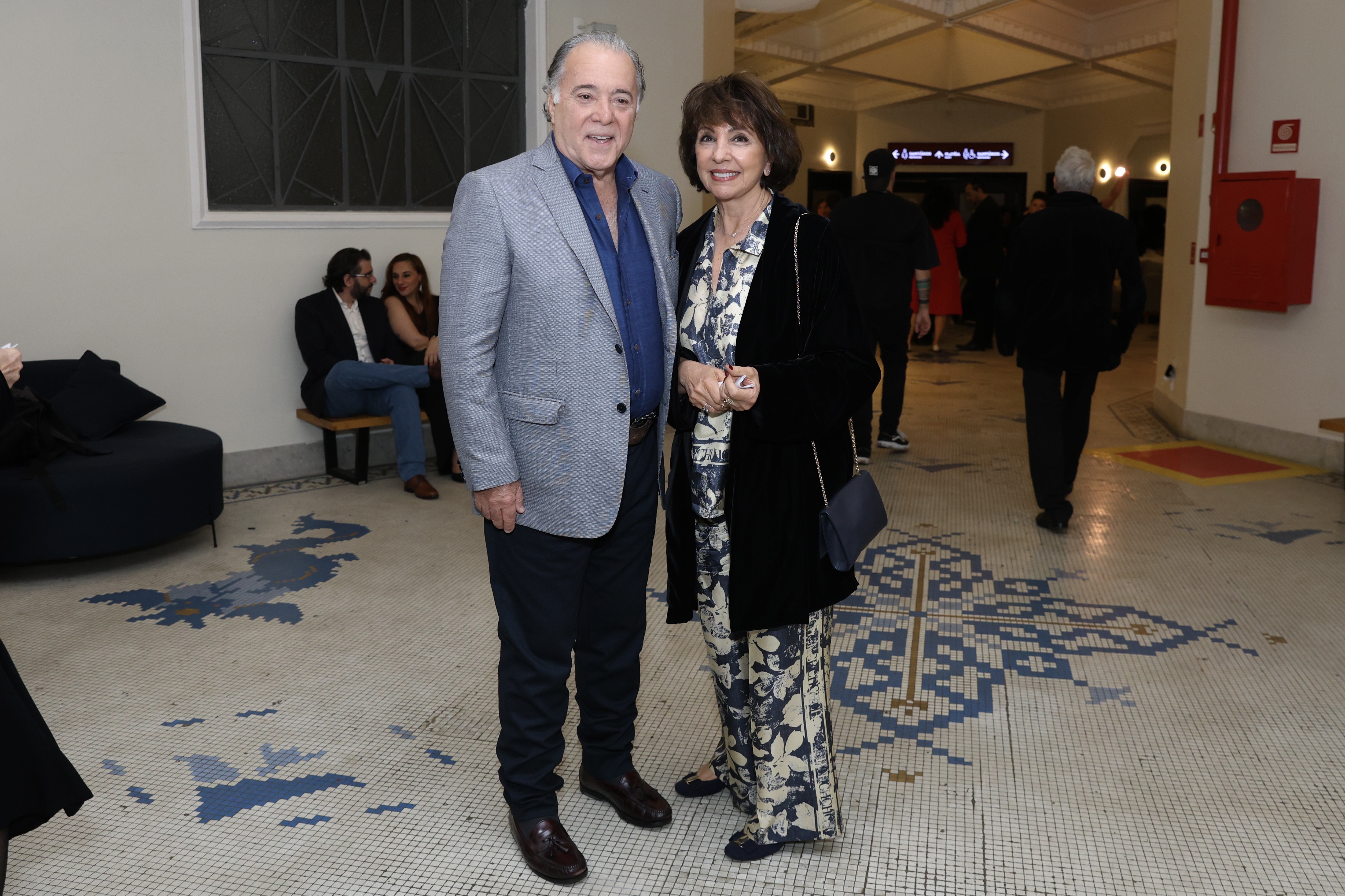 Tony Ramos sobre 'quebrar o gelo' com atores mais jovens em Dona de Mim: 'Desmistifico. Somos ...