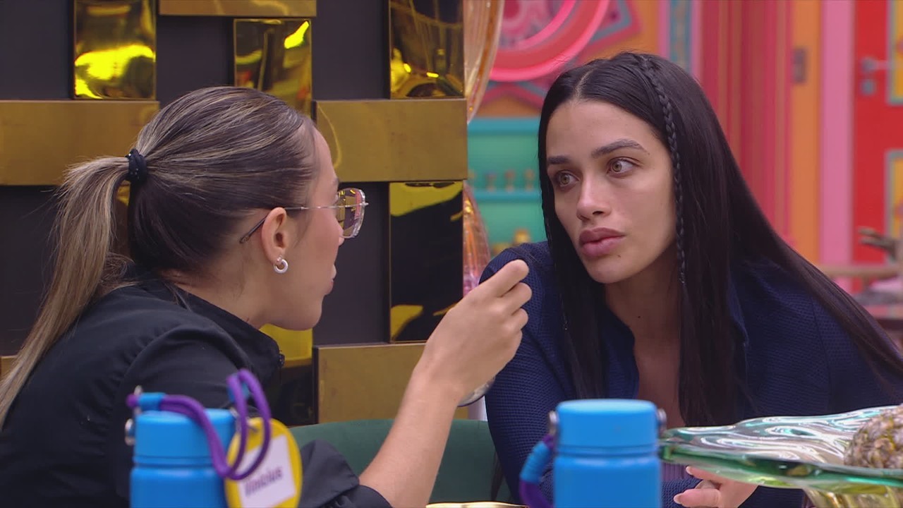 Eva comenta com Renata impressão sobre outros brothers no BBB 25 ...