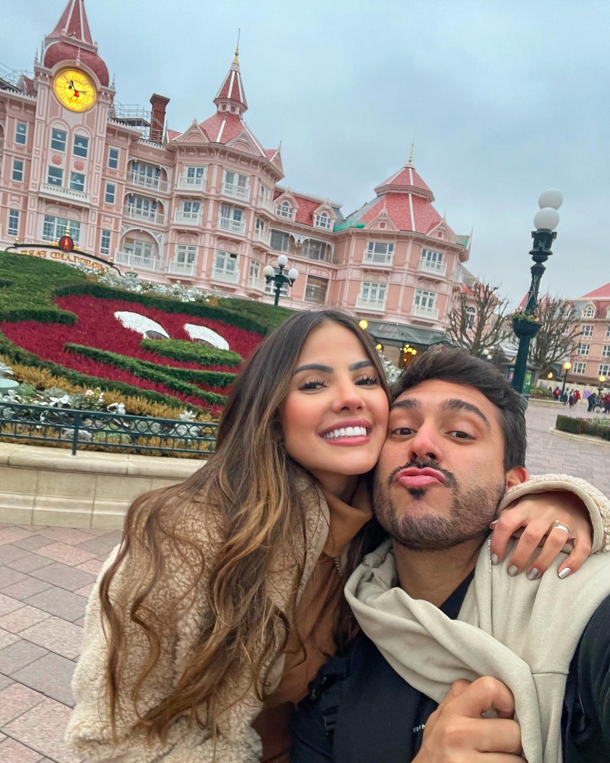Namorado de Luana Andrade, João Hadad, comunica dia e hora da missa de ...